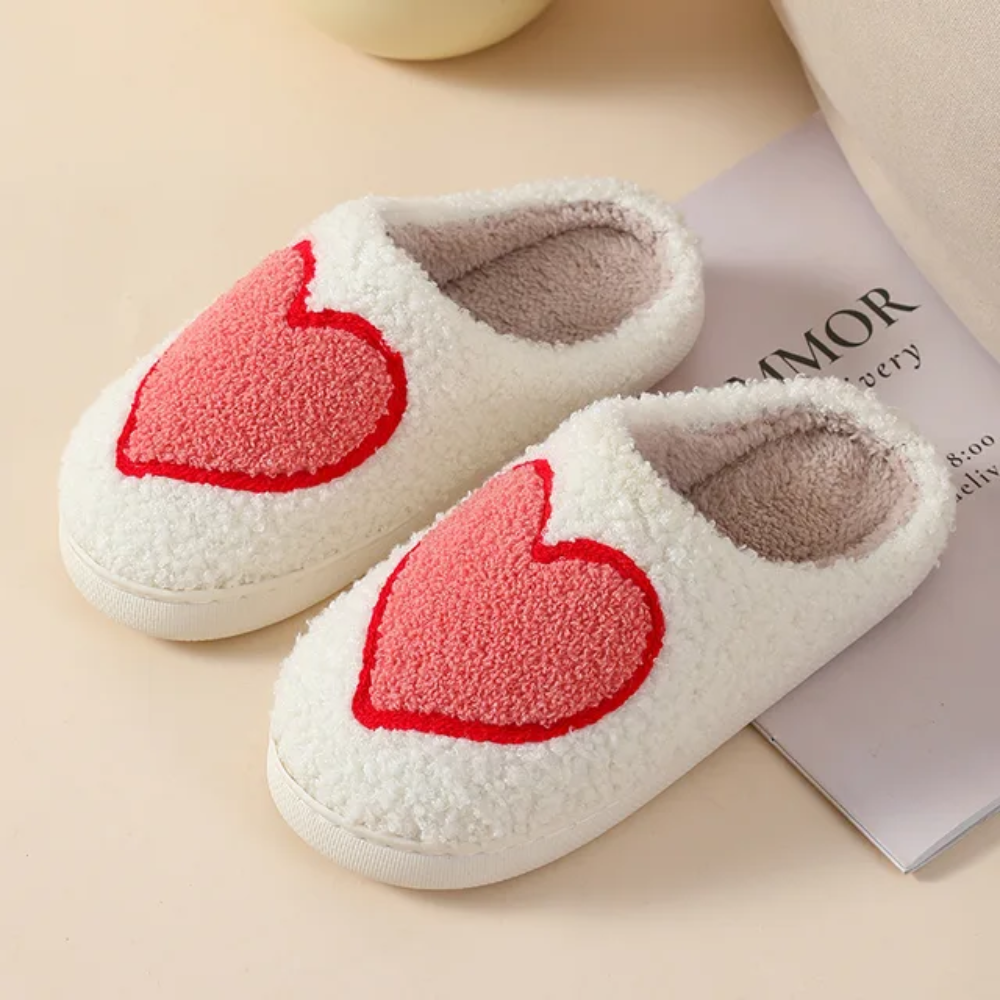 Heart Slippers | Cute Love Heart Shape Slippers The Perfect Gift ...